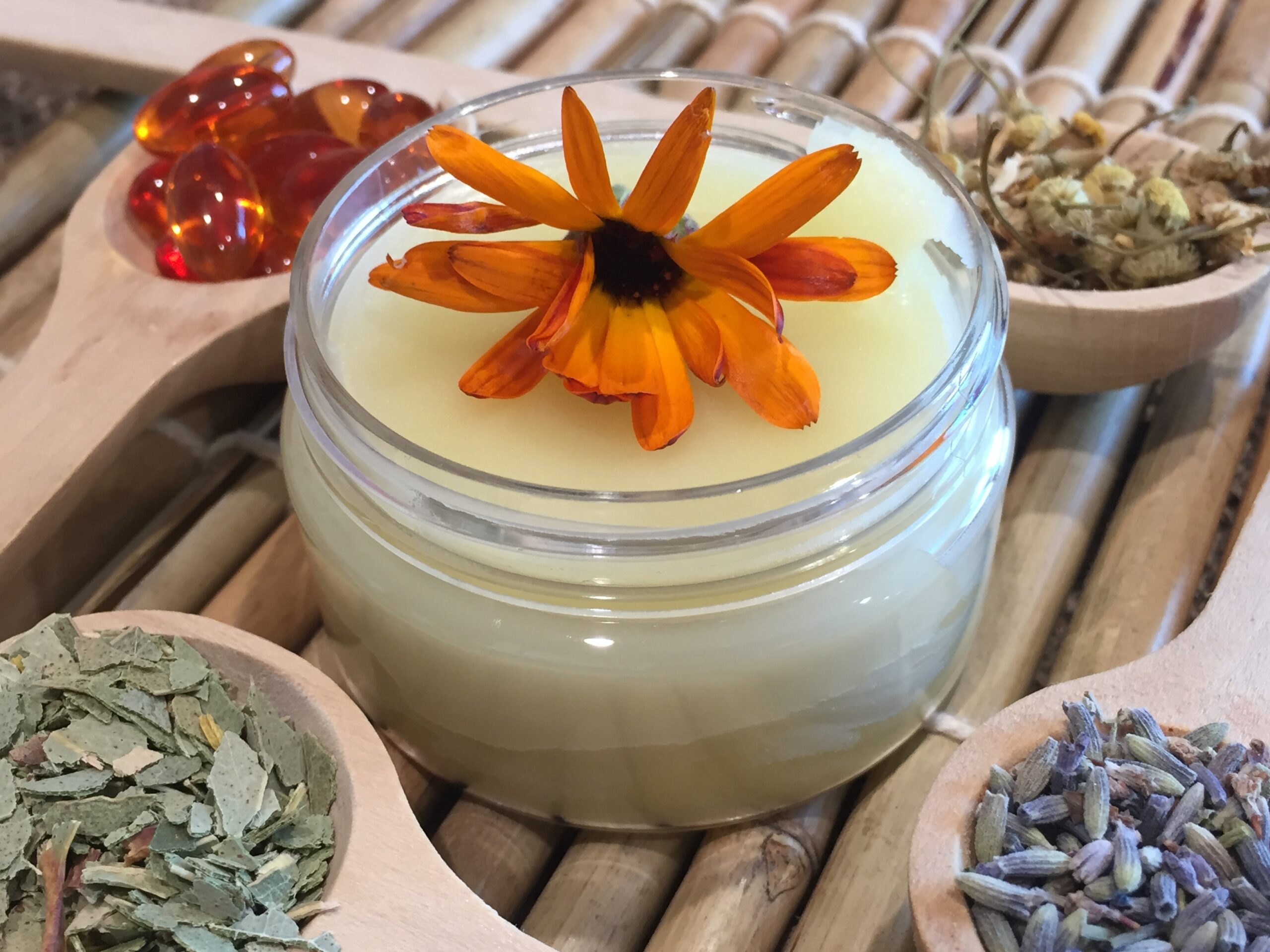 (2 oz.) Scar Minimizing Herbal Salve – Ruby Naturals
